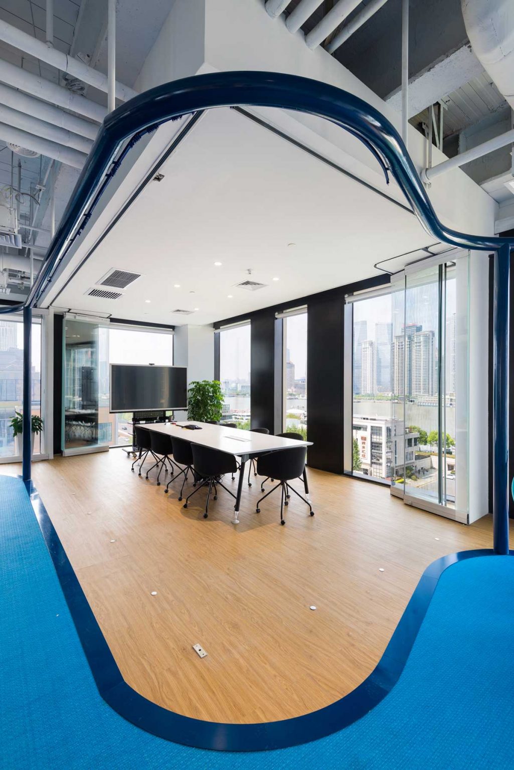 UNDERWATER OFFICE - 100architects