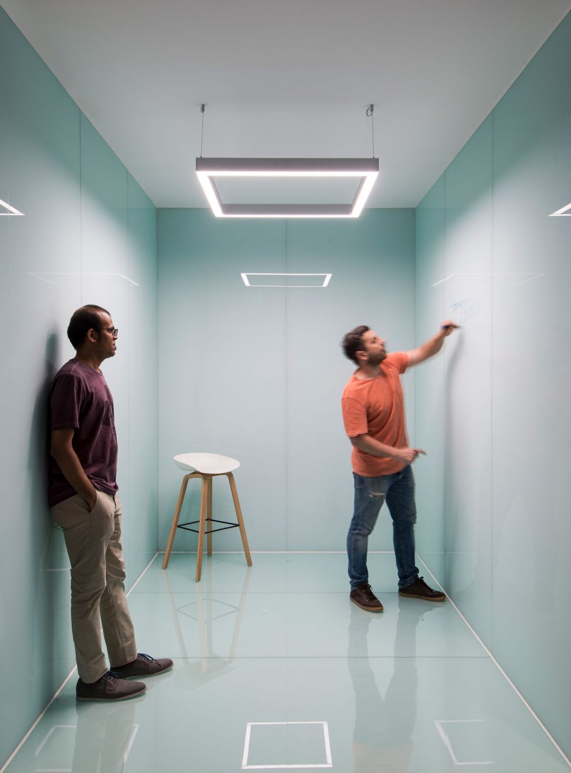 UNDERWATER OFFICE - 100architects