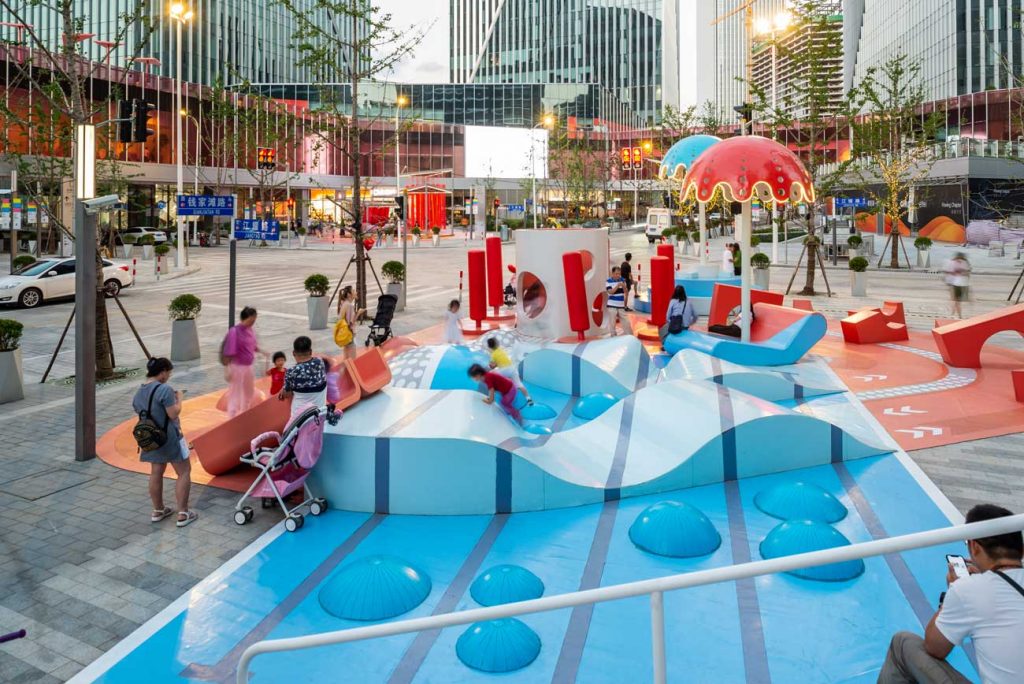 CRYSTAL POOL - 100architects