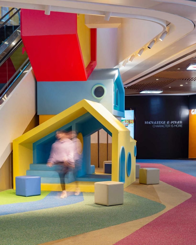 CUCKOO HOUSE - 100architects