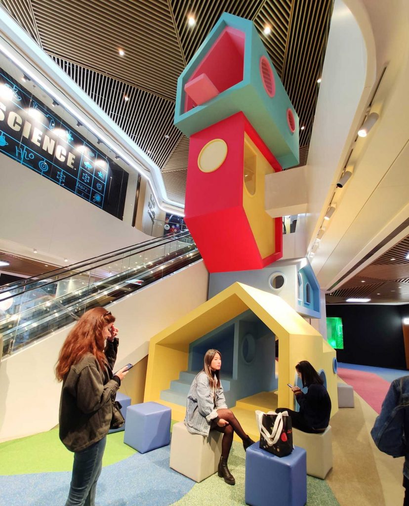 CUCKOO HOUSE - 100architects