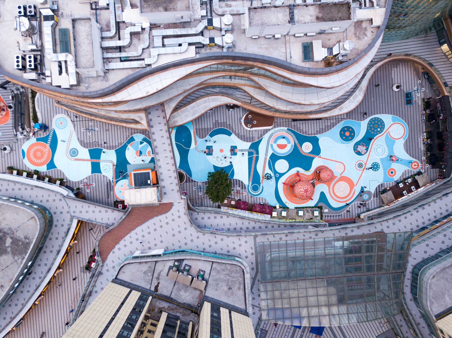 UNDER THE SEA - 100architects
