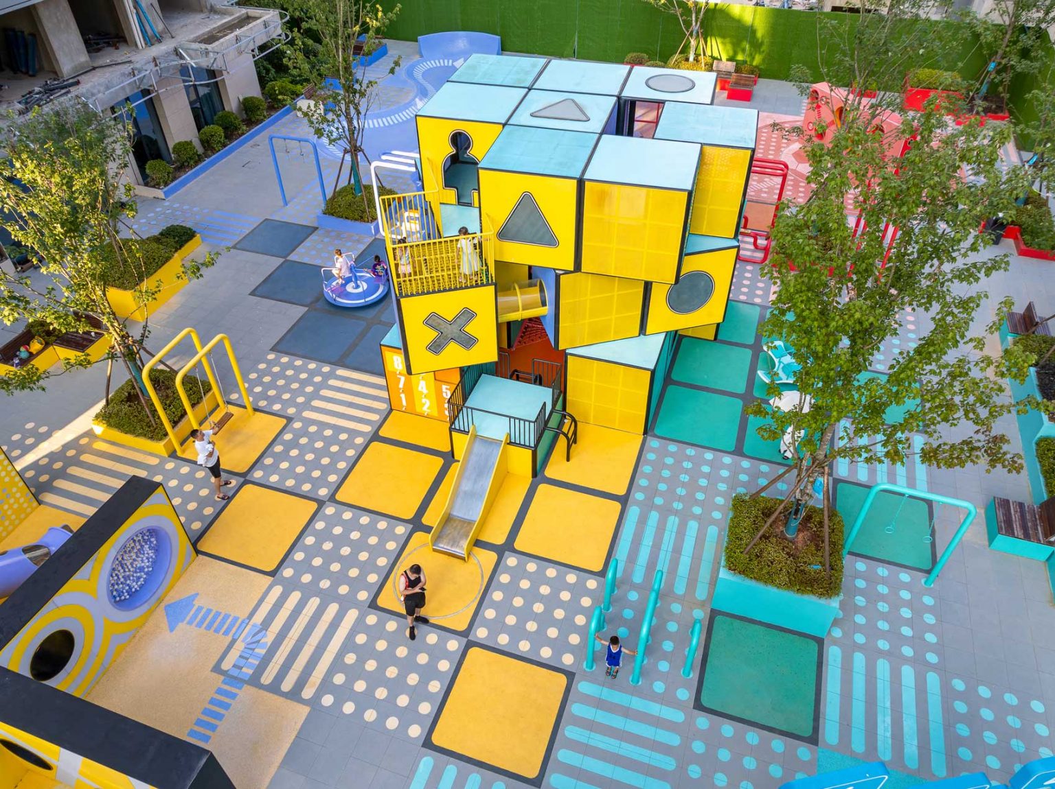 RUBIX SQUARE - 100architects